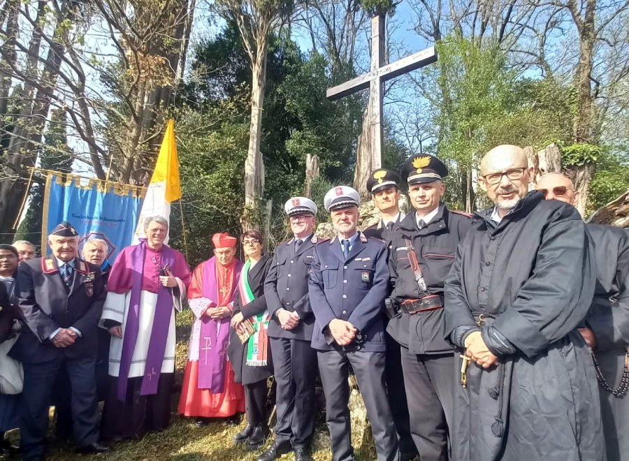 Alle Maschere torna la grande croce di Colle Barucci – Il Filo ...