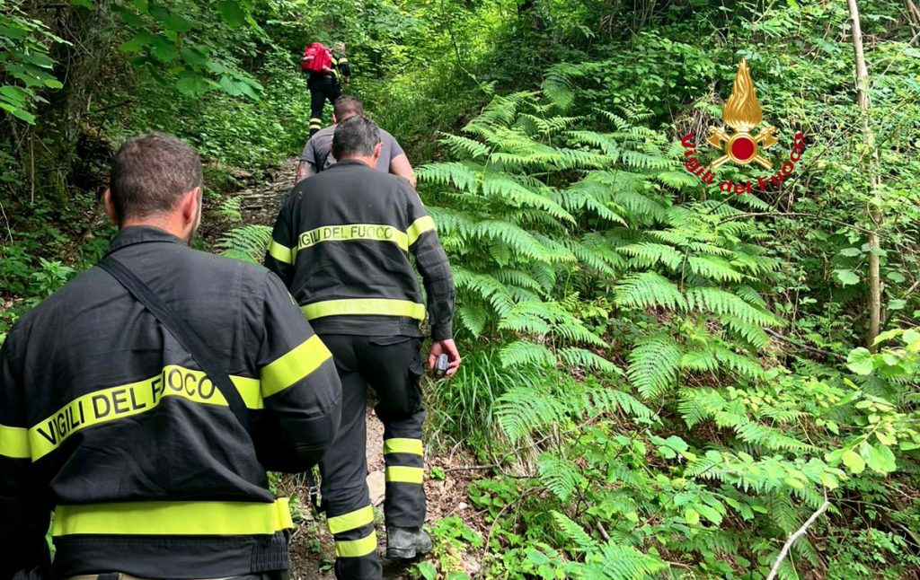 Perde l’orientamento durante un’escursione, donna soccorsa dai Vigili ...
